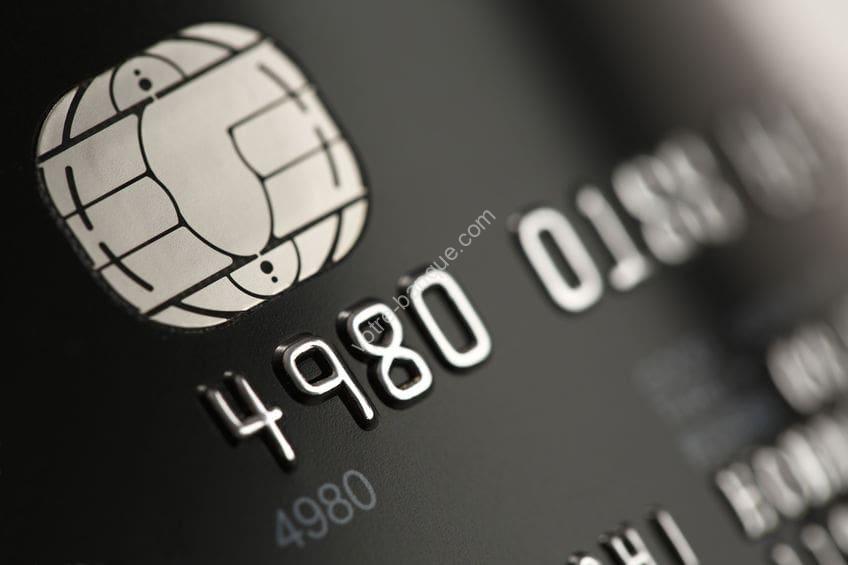 Cartes bancaires noires : le guide comparatif des meilleures options Cartes bancaires noires : le guide comparatif des meilleures options